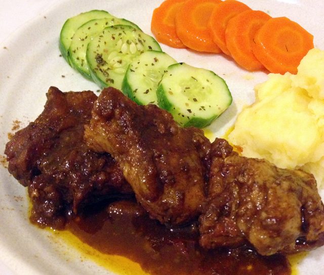 シナモンの香りが決め手！牛肉のバルサミコ煮込み | スパイス・ハーブのネット通販専門店 SPICE LUCK-スパイスラック