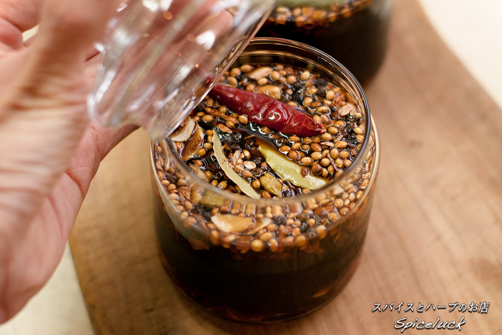 【新商品】ニンニクとスパイスが香る「香味醤油」が作れる！オリジナルミックススパイスが新登場！ | スパイス・ハーブのネット通販専門店 ...